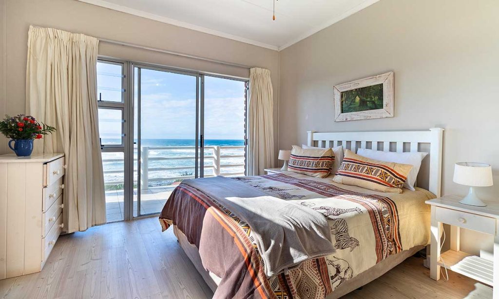 Mainstay Beach House - Morgan Bay Tourism